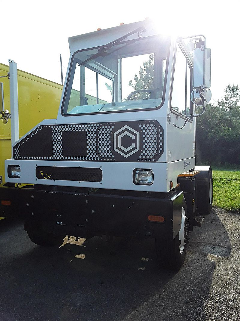 2019 Capacity SABRE 5 4X2 For Sale | Yard Spotter | #265522