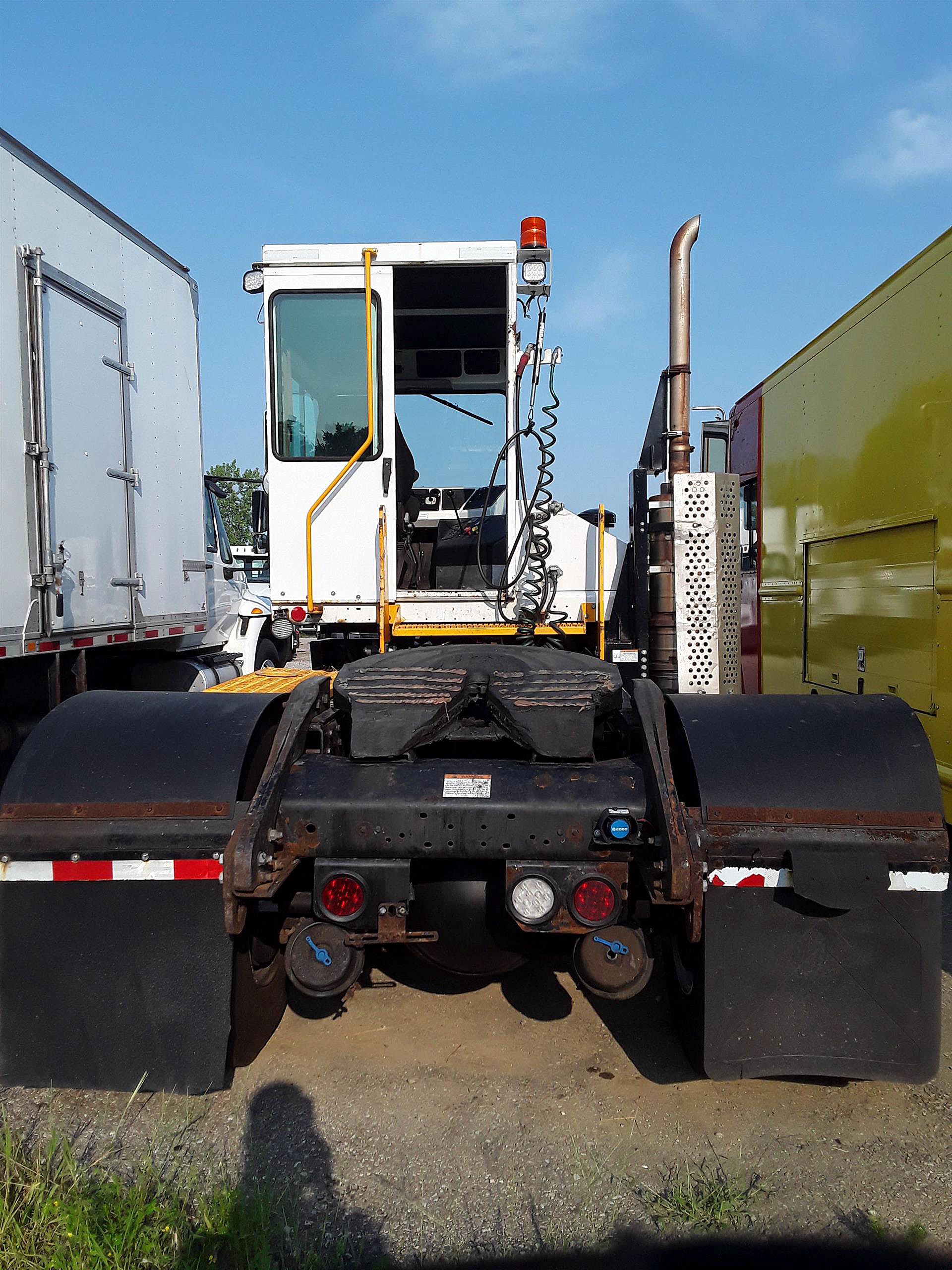 2019 Capacity SABRE 5 4X2 For Sale | Yard Spotter | #265522