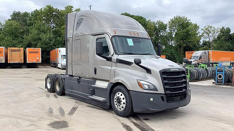 2023 Freightliner Cascadia For Sale | 72" Sleeper | #54195
