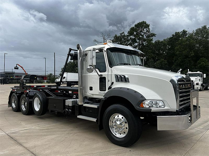 2018 Mack GRANITE GU813 For Sale | Roll-Off | # CJM003491