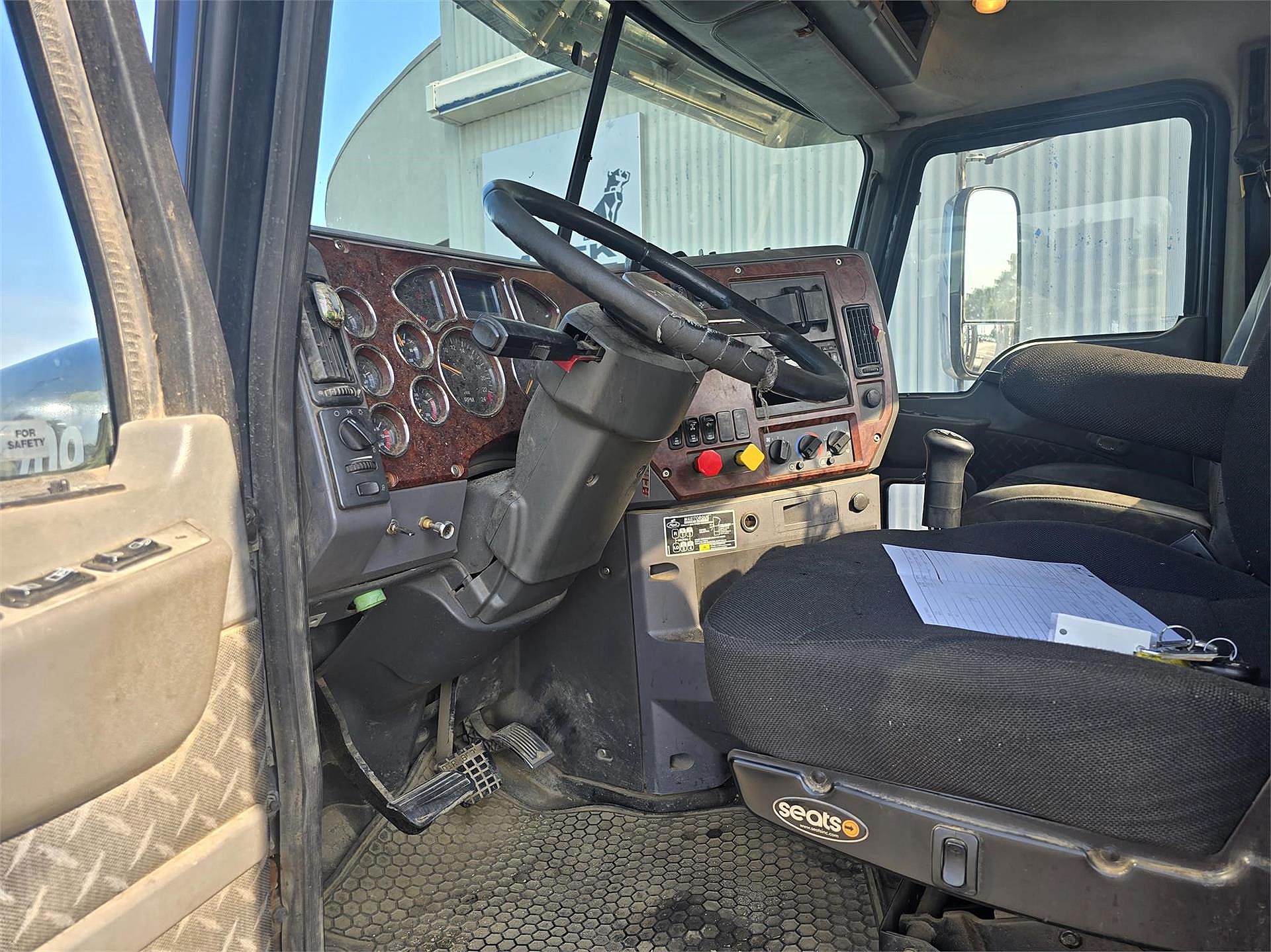 2010 Mack PINNACLE CHU613 For Sale | Day Cab | # 244362
