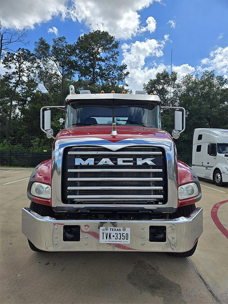 2019 Mack GRANITE 64BR For Sale | Asphalt Truck | # 216076 GR023095