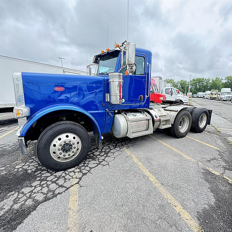 2018 Peterbilt 389 For Sale | Day Cab | #685719