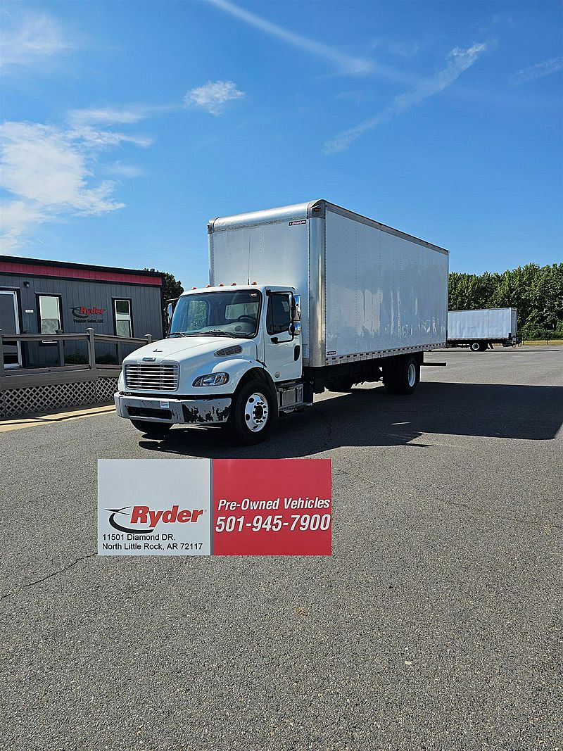 2017 Freightliner M2 106 For Sale | 26' Box | #674842