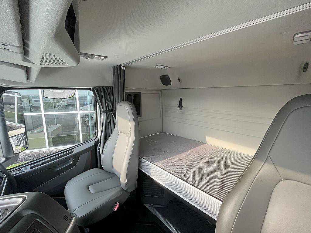 2024 Volvo VNL 400 For Sale | Sleeper Truck | #GM46118