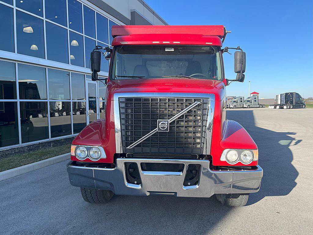 2019 Volvo VHD For Sale | Sleeper Truck | #P24009