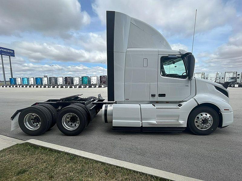 2025 Volvo VNL 400 For Sale | Sleeper Truck | #VP25027