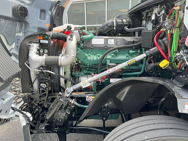 2025 Volvo VNL 400 For Sale | Sleeper Truck | #VP25085