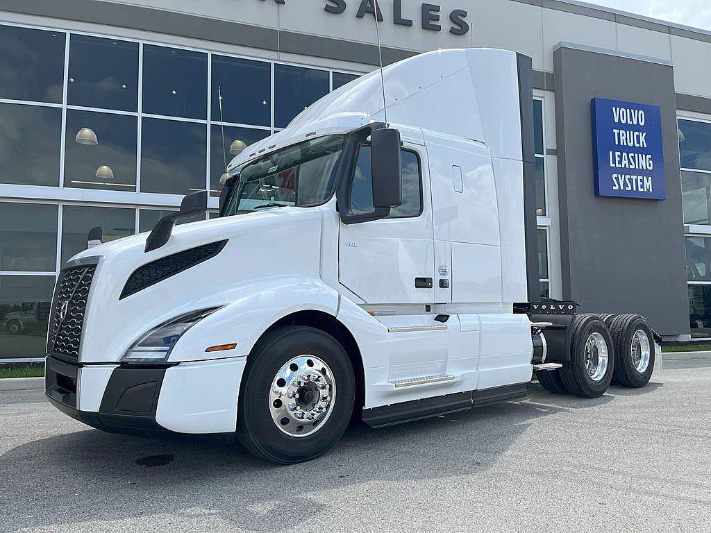 2025 Volvo VNL 400 For Sale | Sleeper Truck | #VP25085