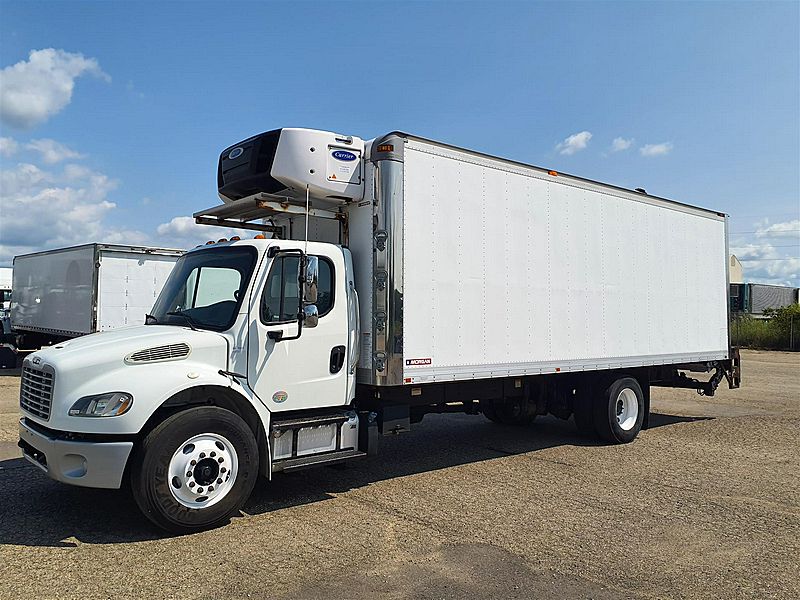 2014 Freightliner M2 106 For Sale | Day Cab | #553299
