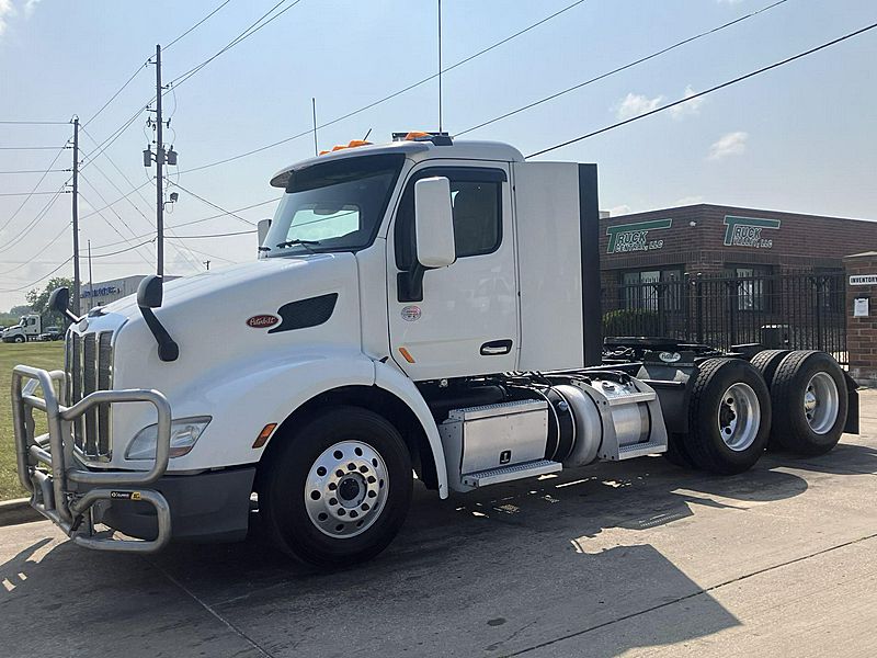 2016 Peterbilt 579 For Sale | Day Cab | #GD358548