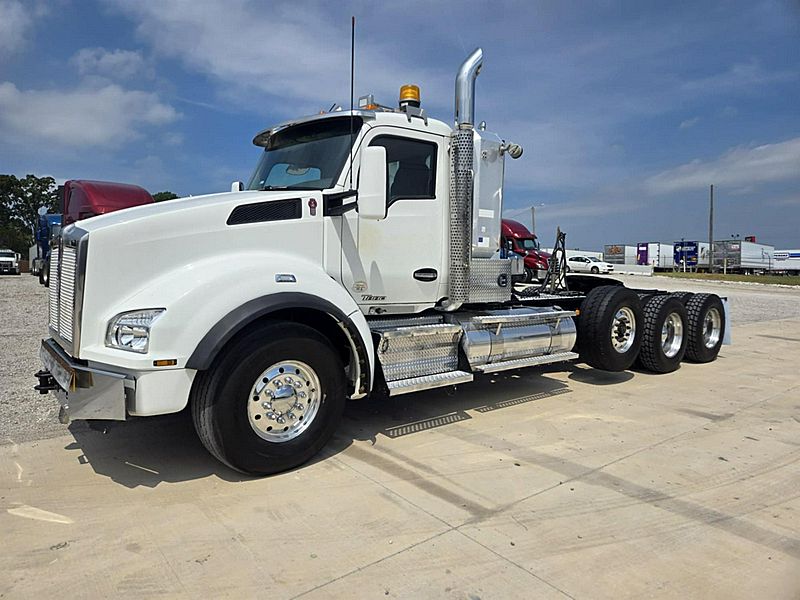 2015 Kenworth T880 For Sale | Day Cab | #0580276