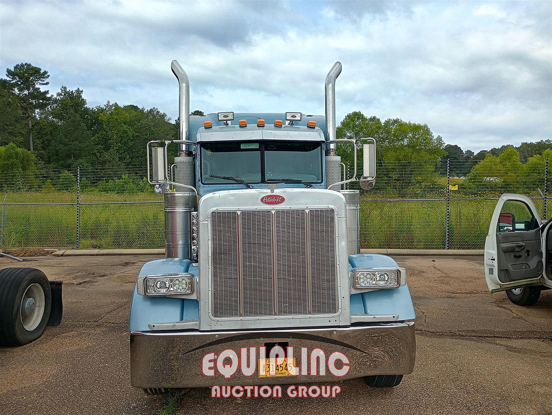 2007 Peterbilt 379 For Sale | Sleeper Truck | #DKF665530