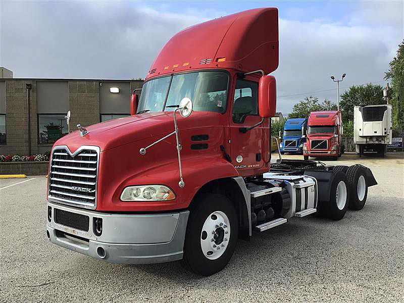 2016 Mack Pinnacle CXU613 For Sale | NON Sleeper | # 5360870