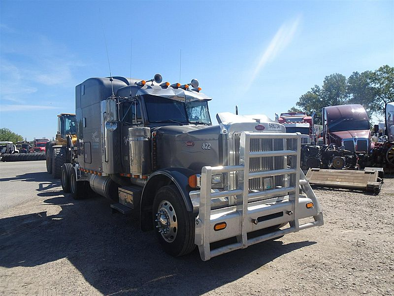 Used peterbilt Sleeper Trucks (c15 450-500 HP Engines) For Sale