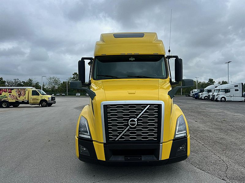 2020 Volvo VNL 860 For Sale | 77" Sleeper | #PT980
