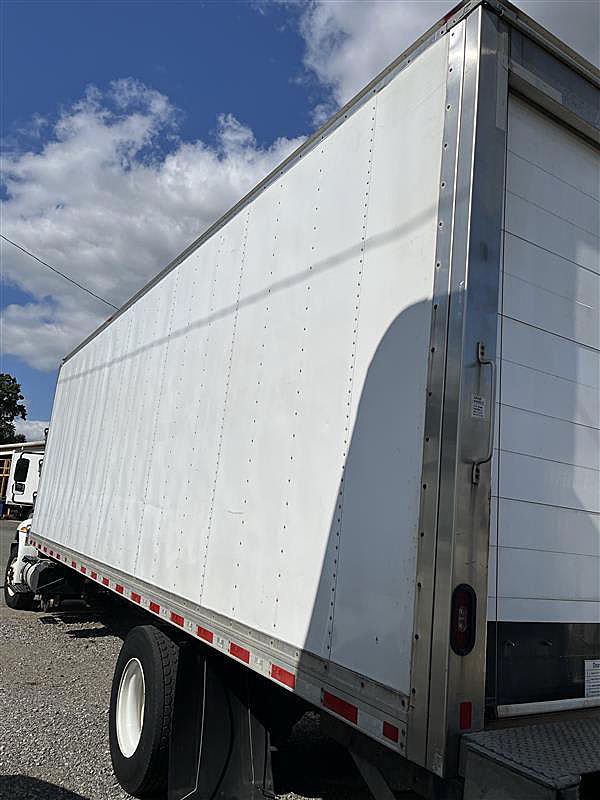 2018 International DuraStar 4300 For Sale | 26' Box | # 809958