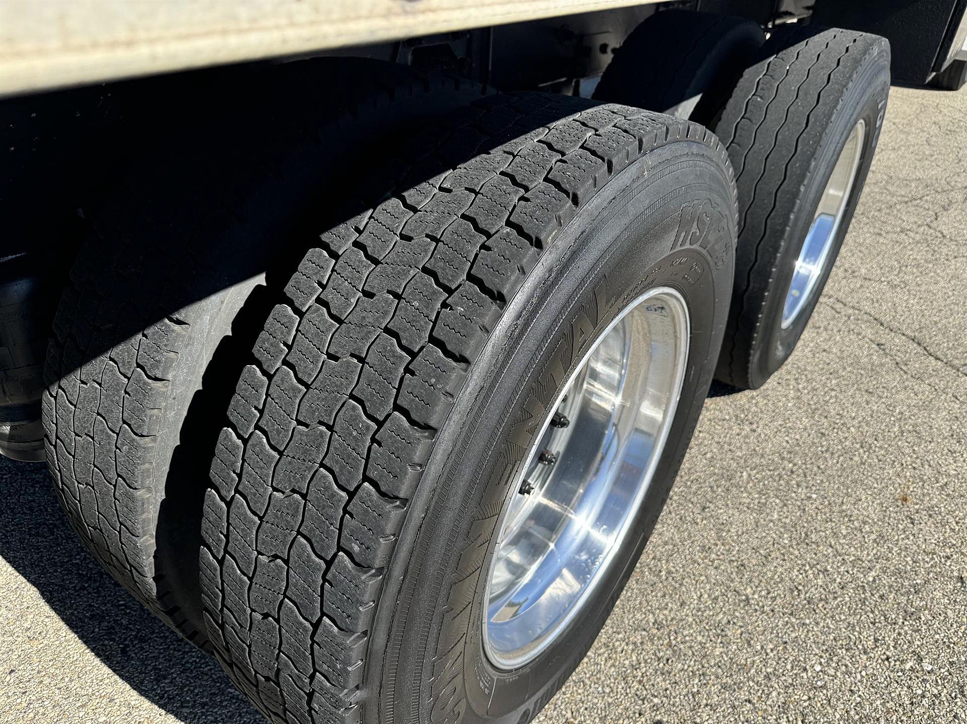 2018 Peterbilt 348 For Sale | Box Van | #8679573