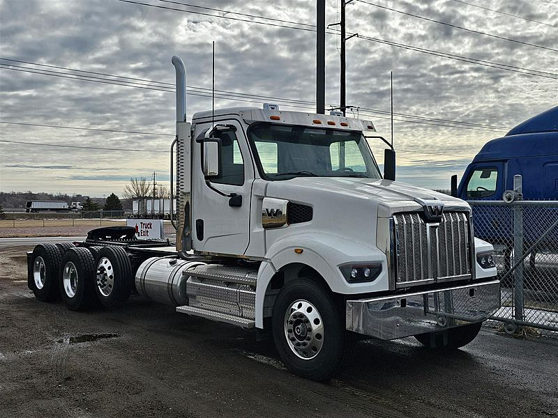 2025 Western Star 49X For Sale | Cab & Chassis | #817209