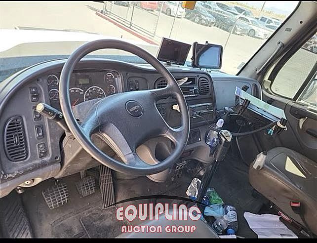 2014 Freightliner 108SD For Sale | Crane Truck | #CEHFM1277