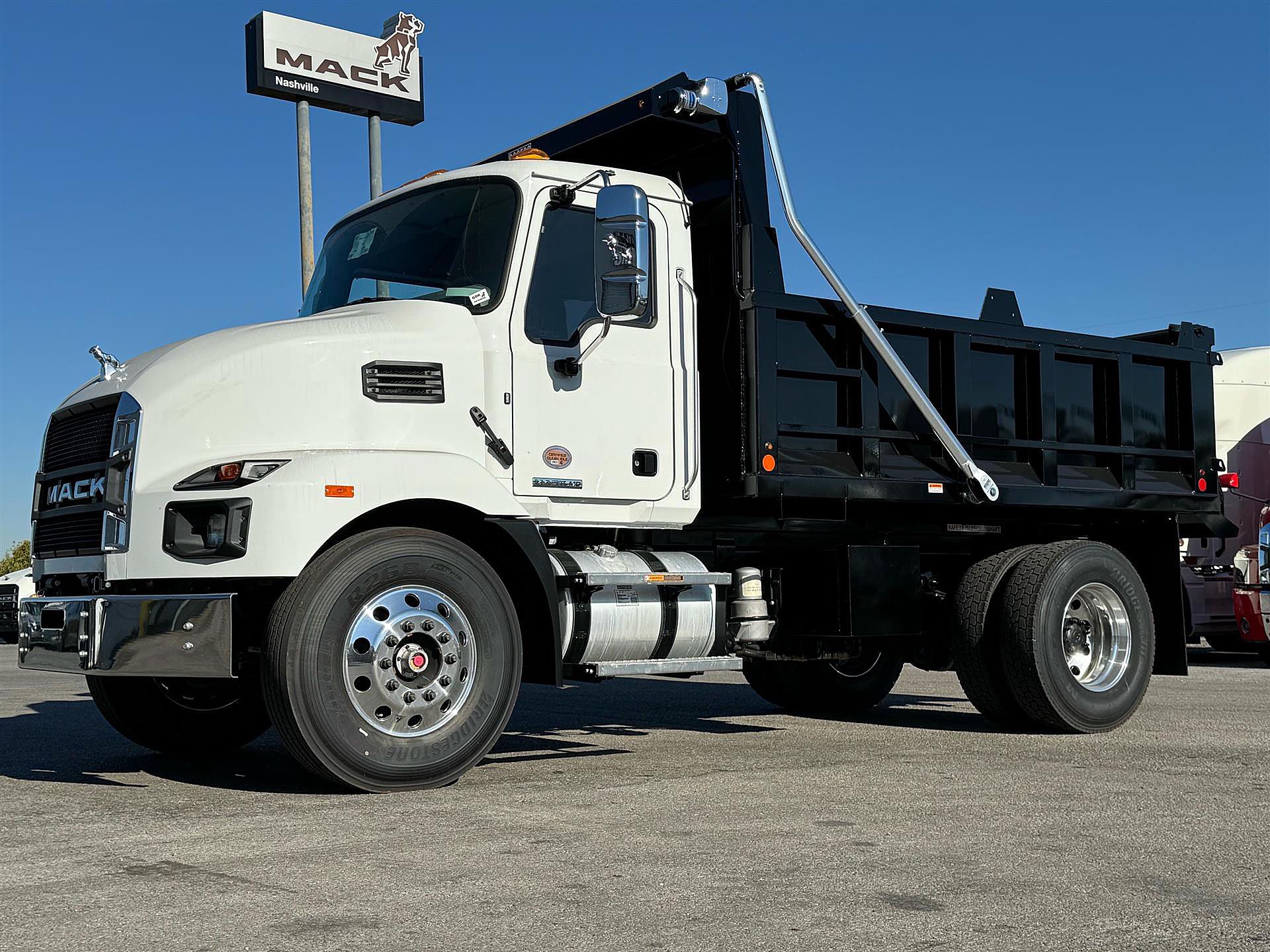 2025 Mack MD742 For Sale | Box Truck | #MD076395
