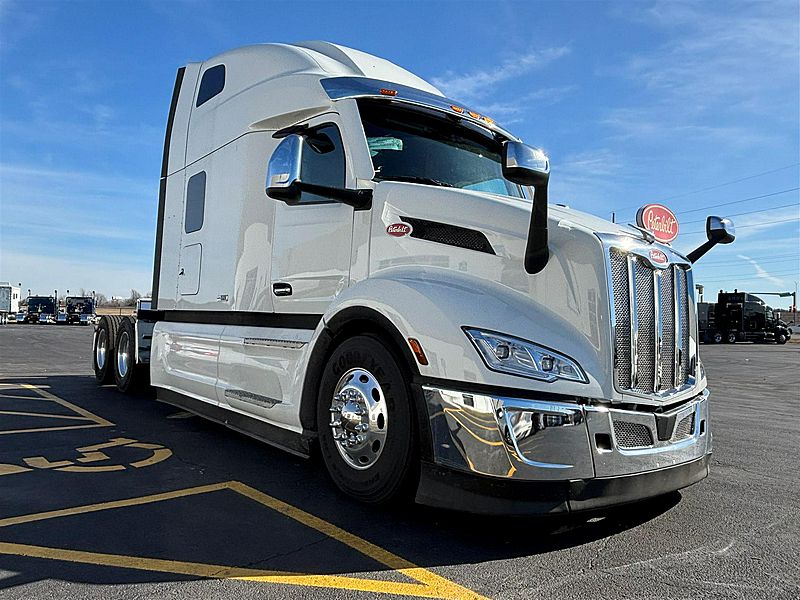 2024 Peterbilt 579 For Sale | 80" Sleeper | #8RD640693