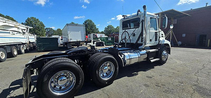 2017 Mack Pinnacle CXU613 For Sale | Day Cab | # AJJ024760