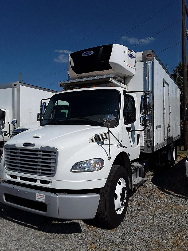 2014 Freightliner M2 106 For Sale | 20' Box | #527572