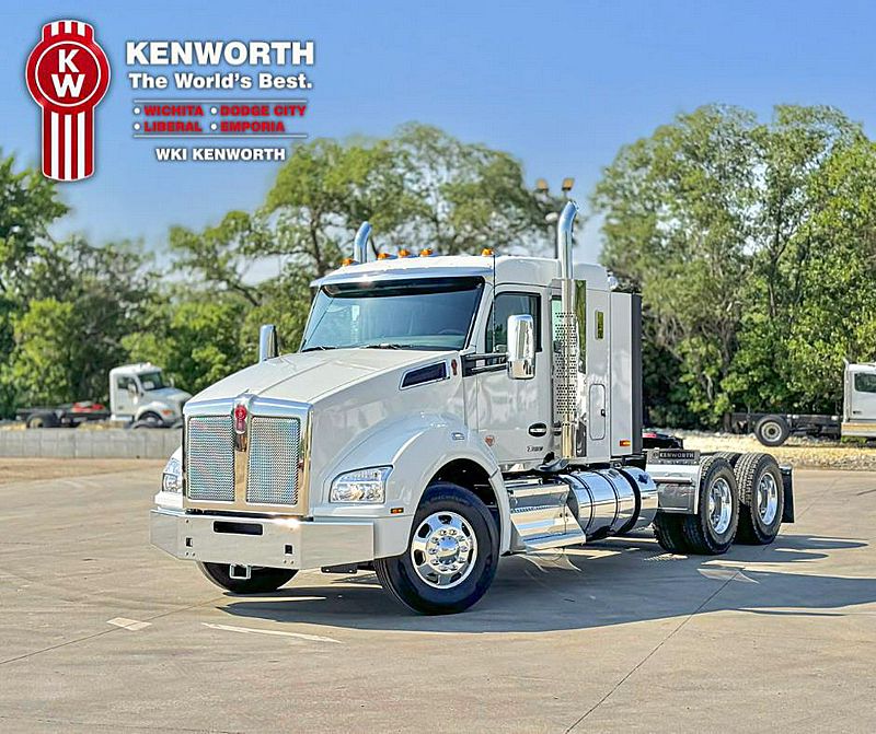 2025 Kenworth T880 For Sale | 40" Sleeper | #K8764