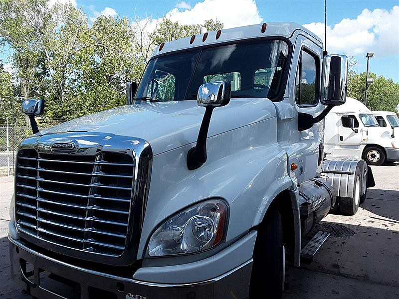 2018 Freightliner CASCADIA 125 For Sale | Day Cab | #753977