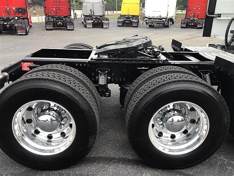 2020 Volvo VNL 860 For Sale | 77" Sleeper | #266910