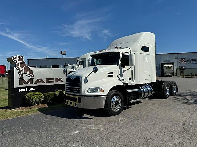 2017 Mack Pinnacle CXU613 For Sale | 60" Sleeper | # M24018A
