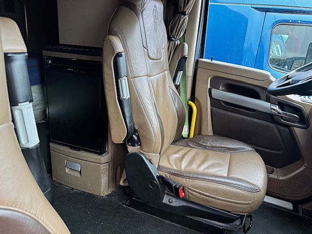 2021 Kenworth Custom T680 For Sale | 76" Sleeper | #13960
