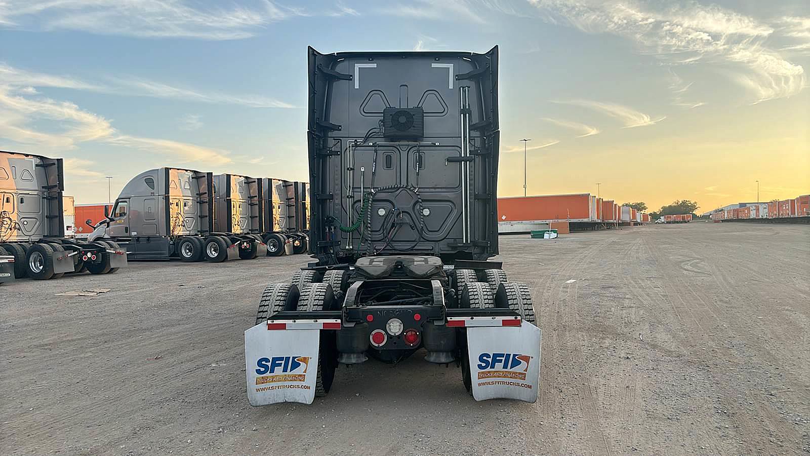 2022 Freightliner Cascadia For Sale | 72" Sleeper | #74580