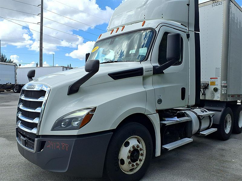 2020 Freightliner NEW CASCADIA PX12664 For Sale | Day Cab | #241288