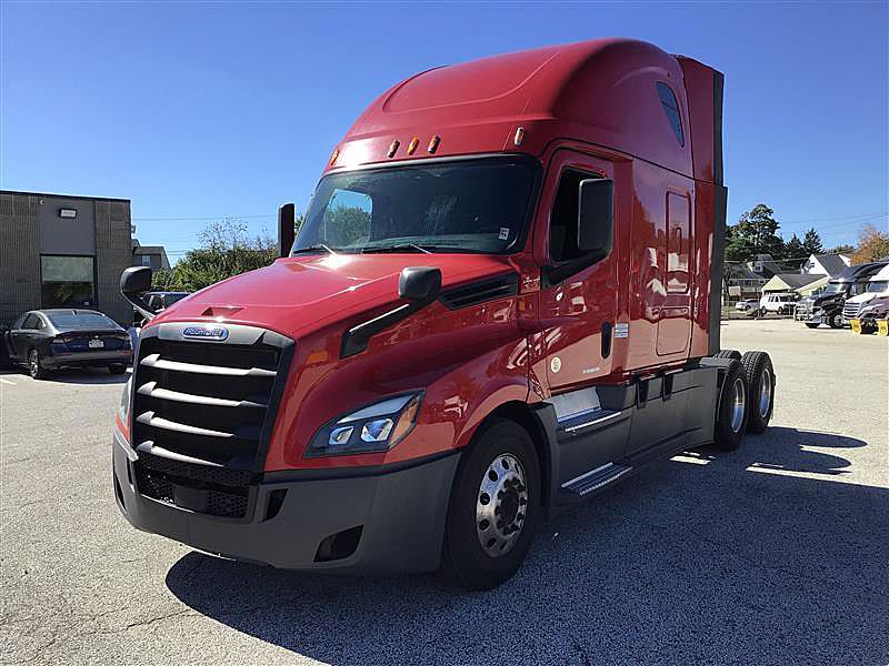 2020 Freightliner CASCADIA For Sale | 72" Sleeper | #266997