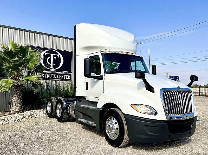2018 International LT For Sale | Day Cab | # 12581