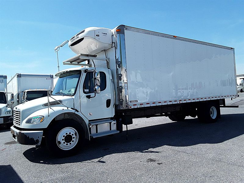 2020 Freightliner M2 106 For Sale | 26' Box | #880792