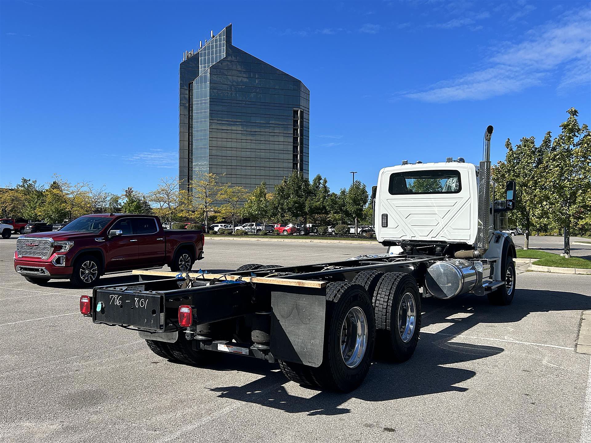 2025 International HX620 For Sale | Cab & Chassis | # SN574173