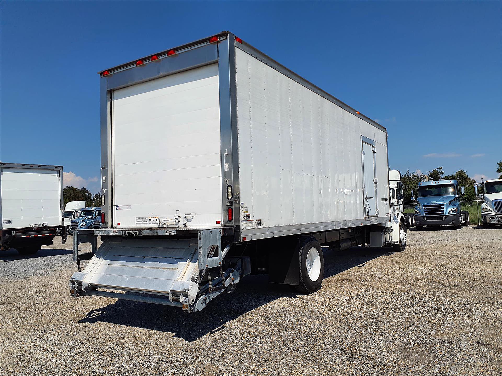 2015 Freightliner M2 106 For Sale | Day Cab | #584453