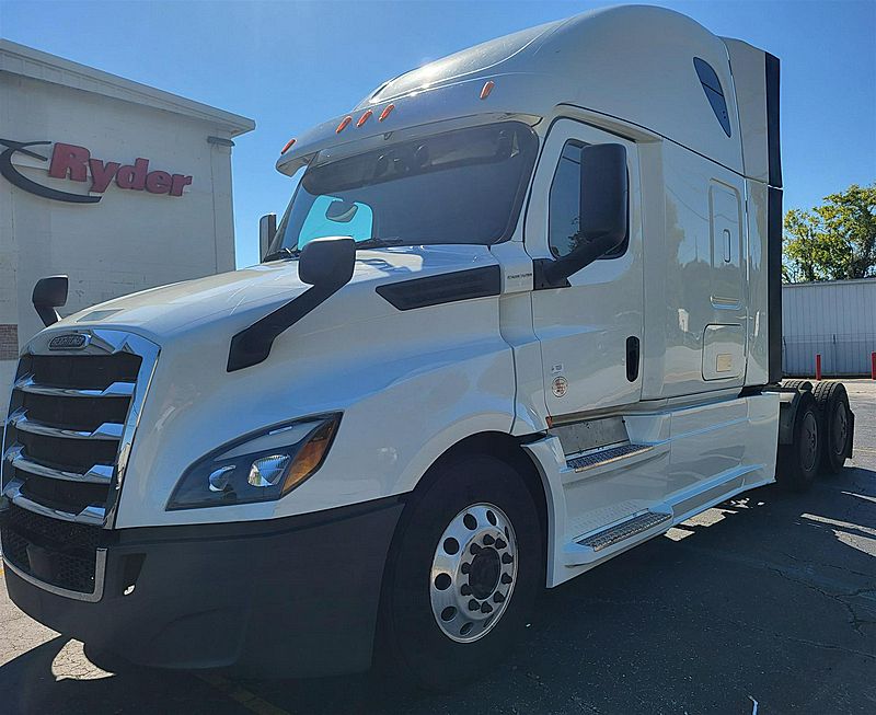 2020 Freightliner NEW CASCADIA PX12664 For Sale | 72" Sleeper | #268659