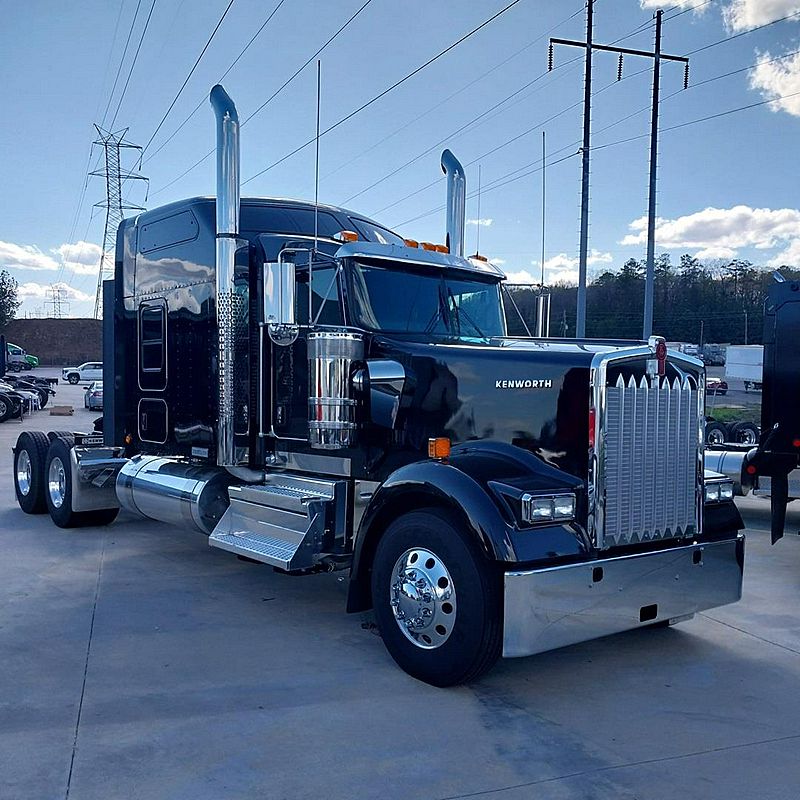 2025 Kenworth W900L For Sale | 86" Sleeper | #0567539