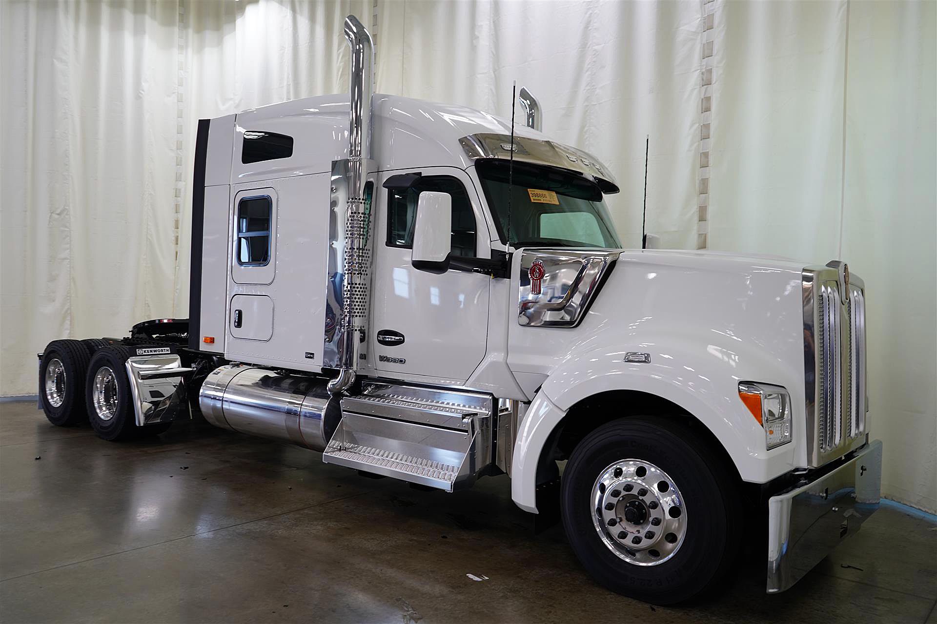 2025 Kenworth W990 For Sale | 76" Sleeper | #0577016