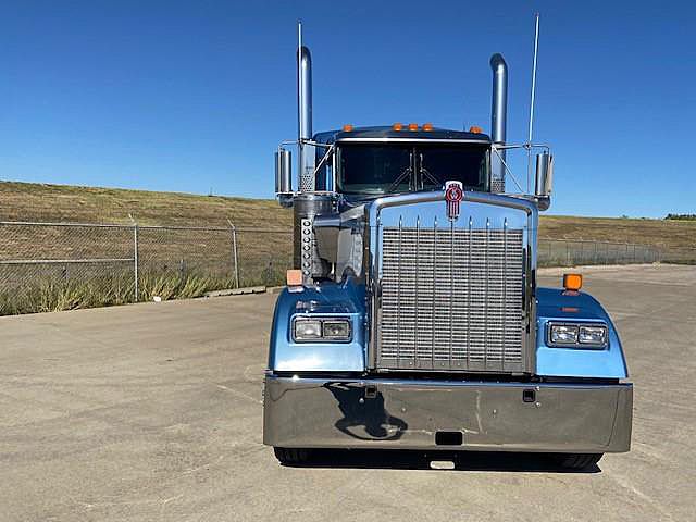2018 Kenworth W900L For Sale | 72" Sleeper | #0583904