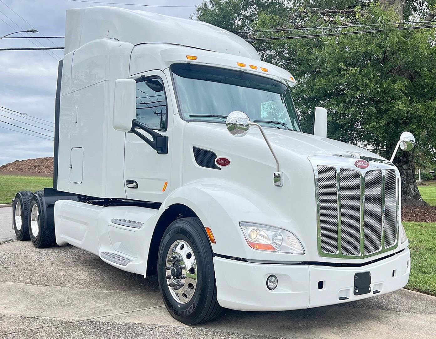 2021 Peterbilt 579 For Sale | 72" Sleeper | #0584404