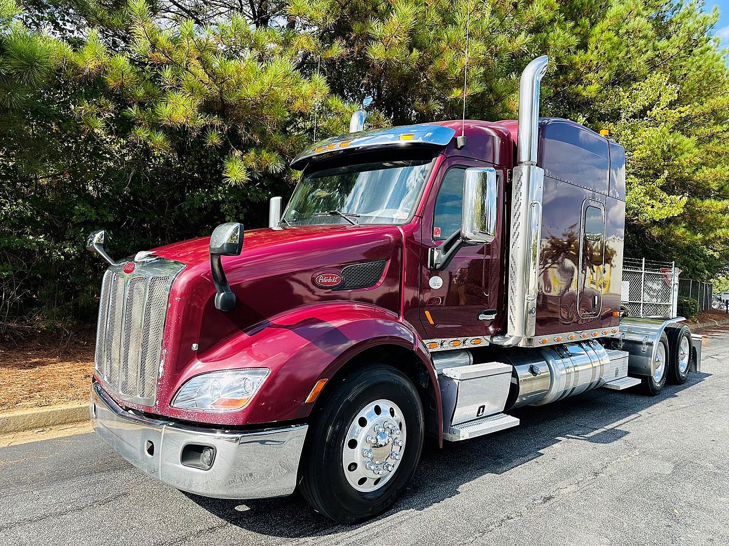 2016 Peterbilt 579 For Sale | 80" Sleeper | #0584856