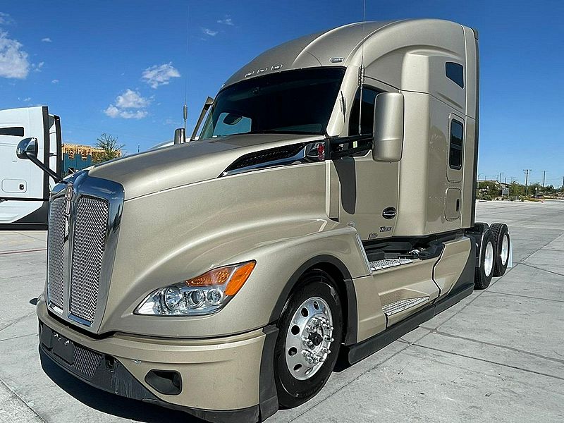 2023 Kenworth T680 For Sale | 76" Sleeper | #0585112