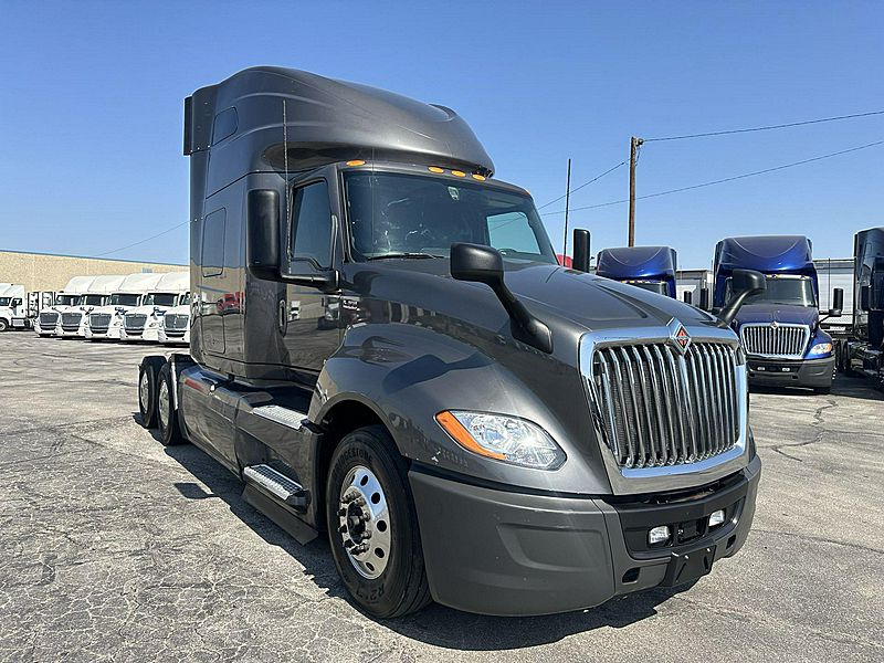 2020 International LT625 For Sale | 73" Sleeper | #S1256