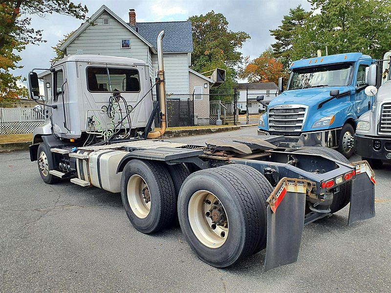 2017 Mack Pinnacle CXU600 For Sale | Day Cab | #677384