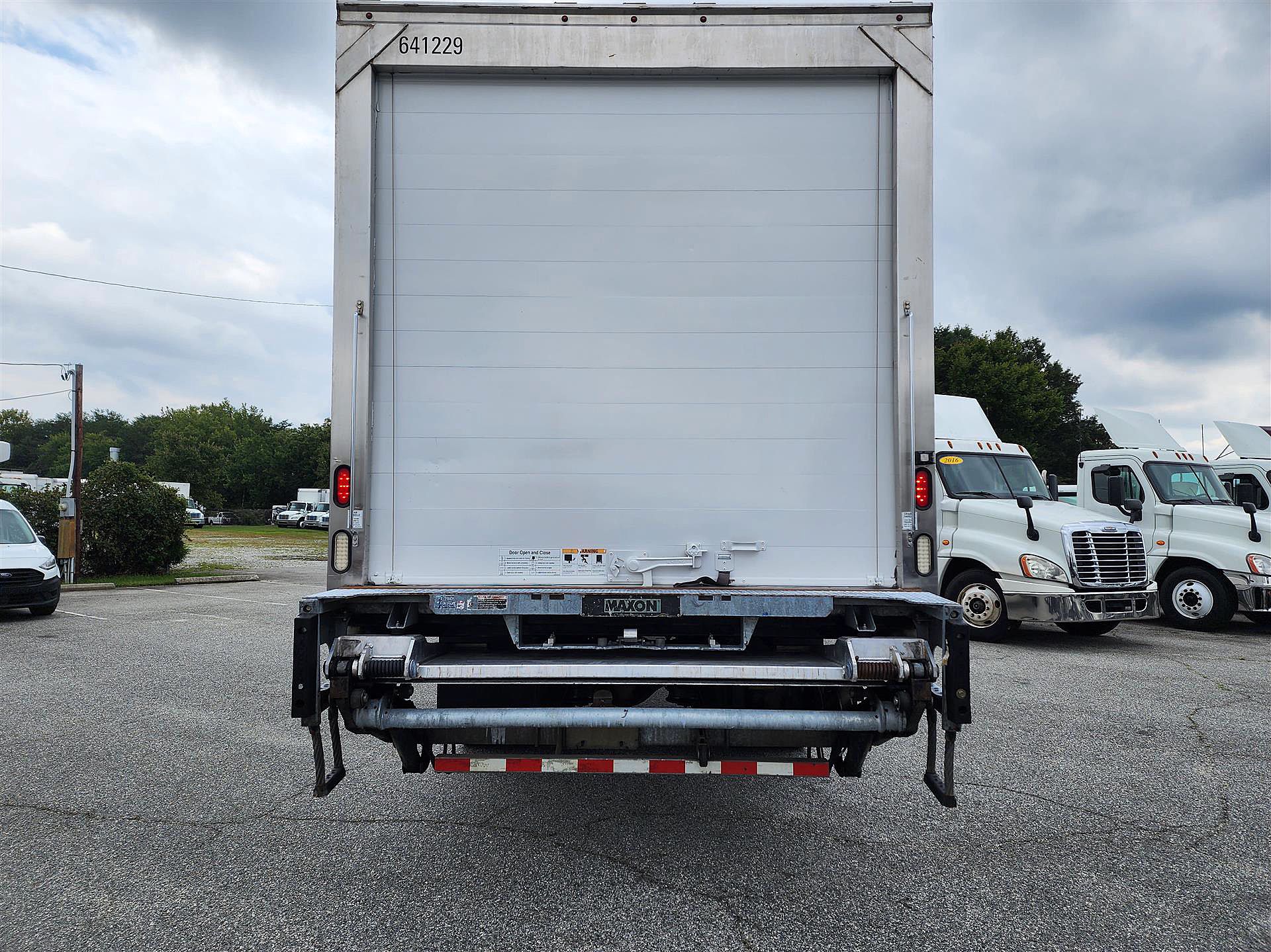 2015 Freightliner M2 106 For Sale | Day Cab | #641229